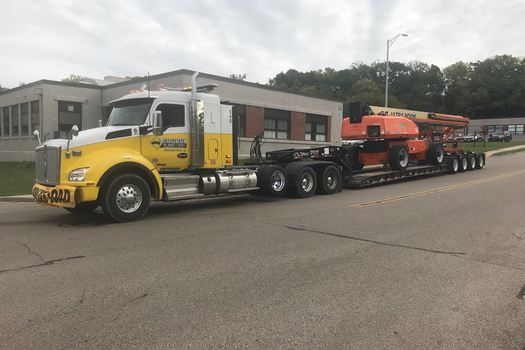 Car Towing in Speedway Indiana | Interstate Delaware & South Inc.